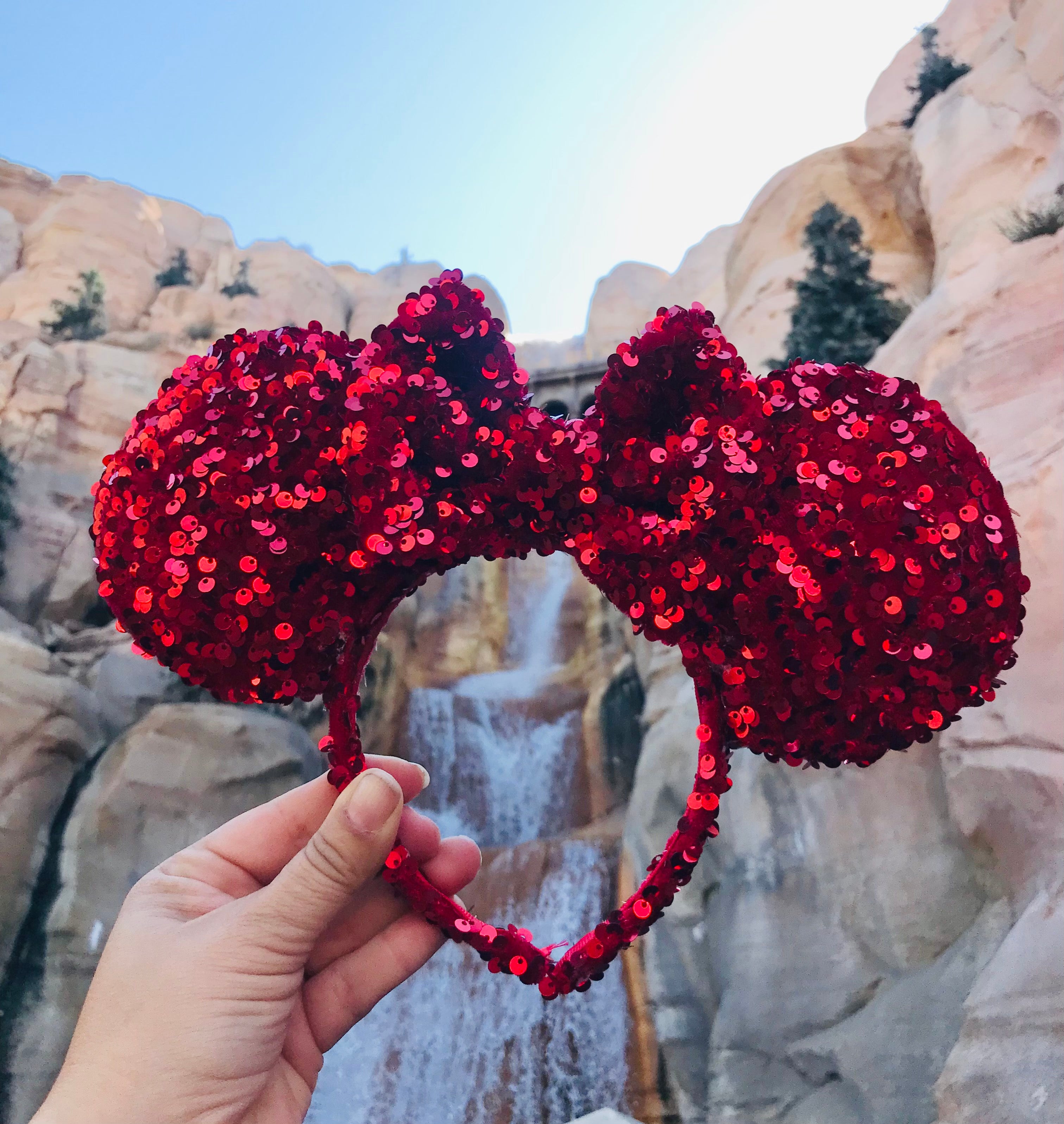 Red Velvet/Sequin Holiday Ears – Earsofthecaribbean